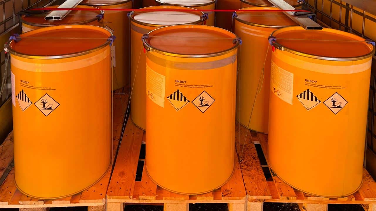 IMDG Code: Hazardous and harmful cargoes (hazmat) - SQLearn e-shop